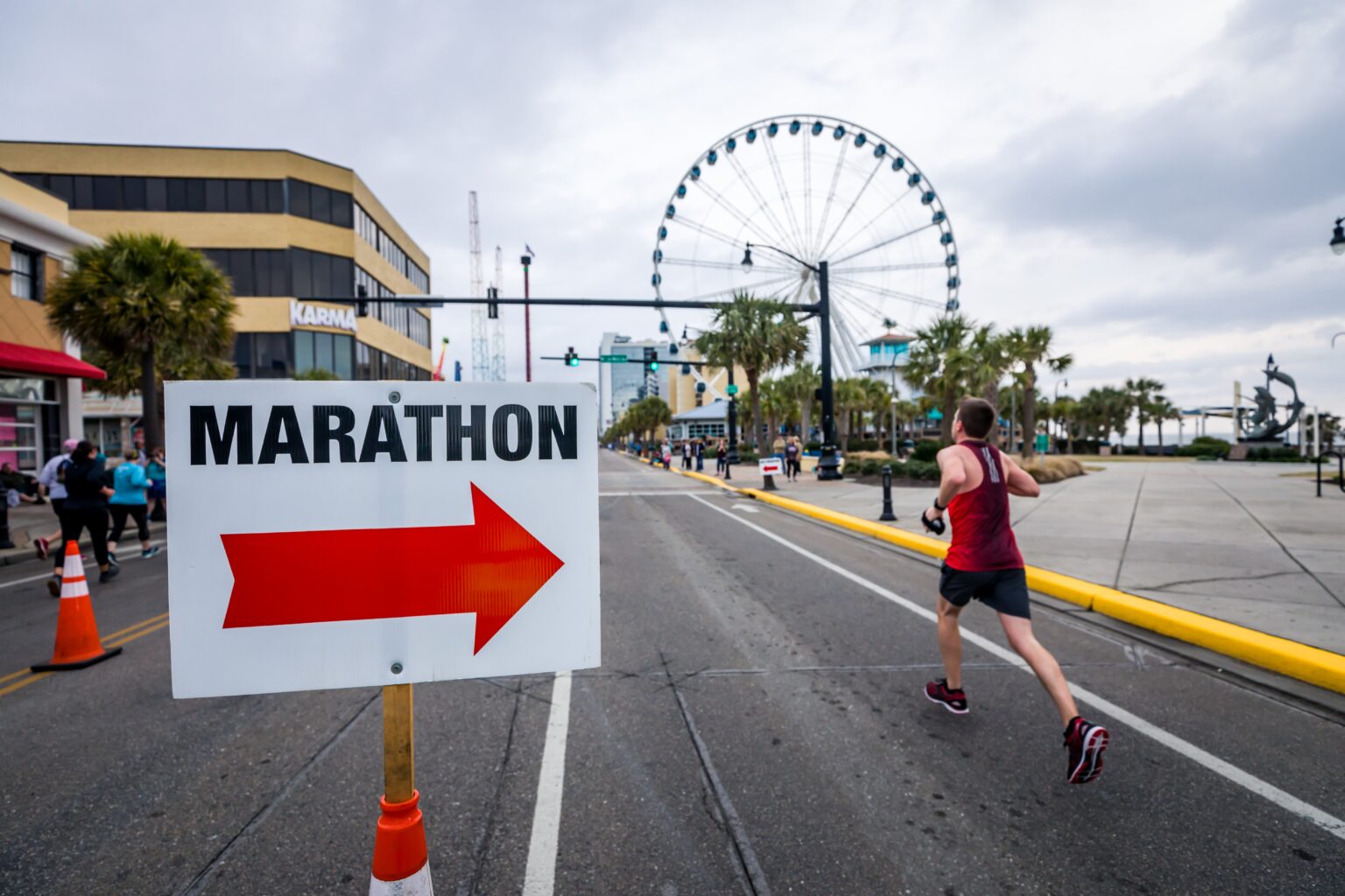 What is your full marathon "sub 4" training menu and monthly mileage ...